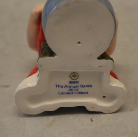 Klosterkælderen - 0847 Kgl. 2014 Årets Julemand tager fodbad(1249847 ...